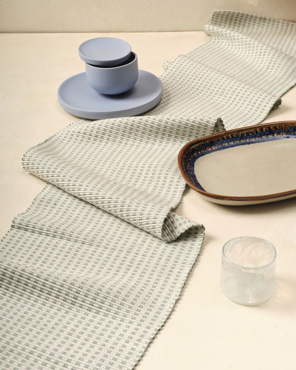 Field Runner, Dew – Anna Hislop Home