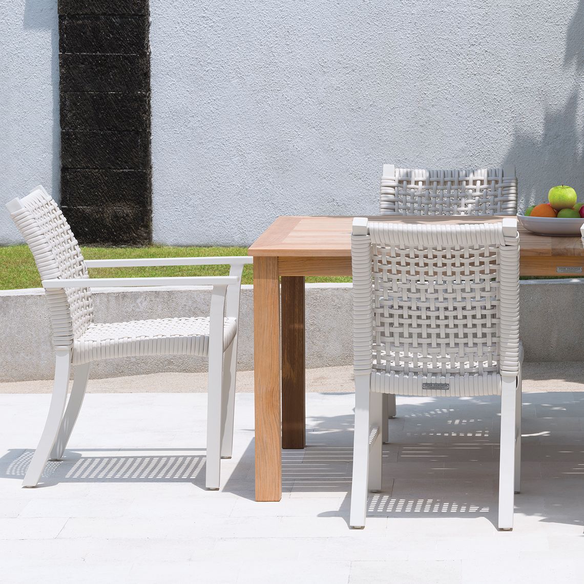 Catherine Arm Chair, White Aluminium/Ivory – Anna Hislop Home